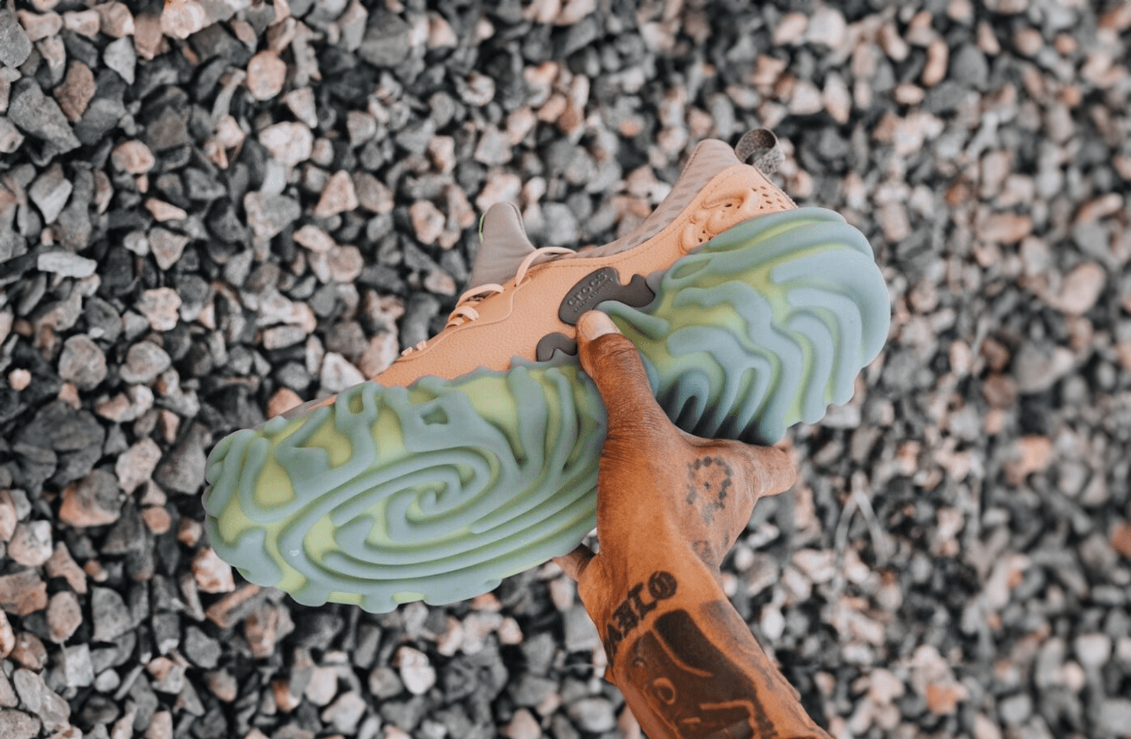 First Look At The Salehe Bembury x Crocs Pollex Juniper - TheSiteSupply